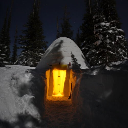 ICEBOX® Igloo Tool with Snow Shelter Door - SkiPulk