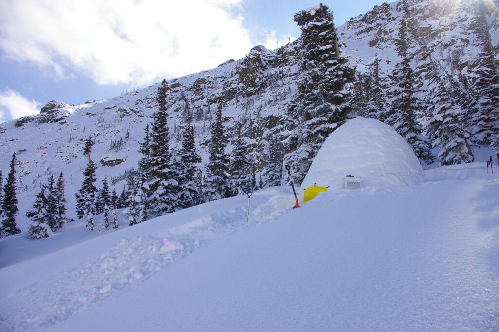 ICEBOX® Igloo Tool with Snow Shelter Door - SkiPulk